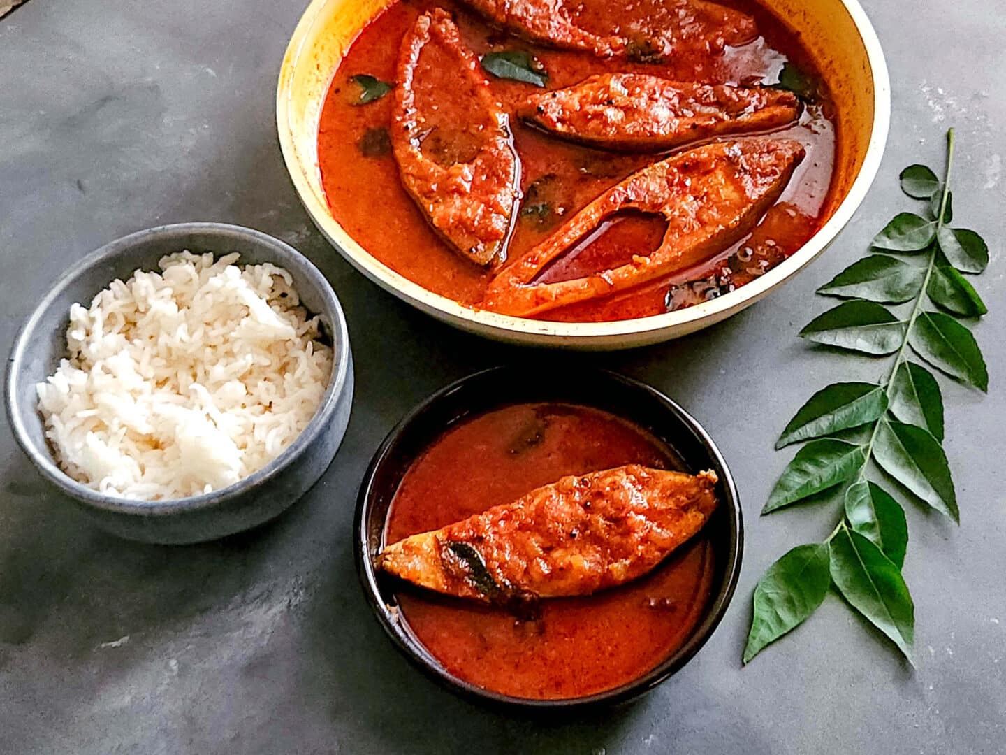 Nellore Fish Pulusu - A Hot 'n' Tangy Andhra Fish Curry